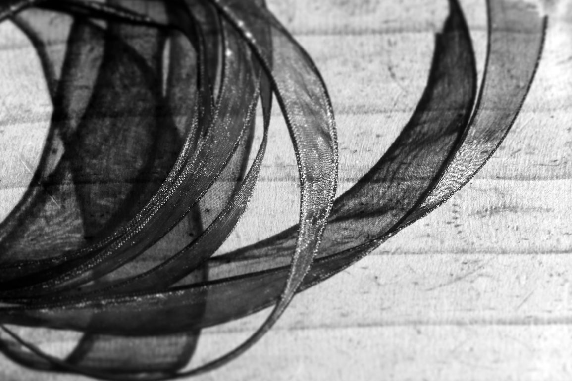 Kri’ah – Expressing Grief by Rending Garments - Jewish Cemeteries of ...